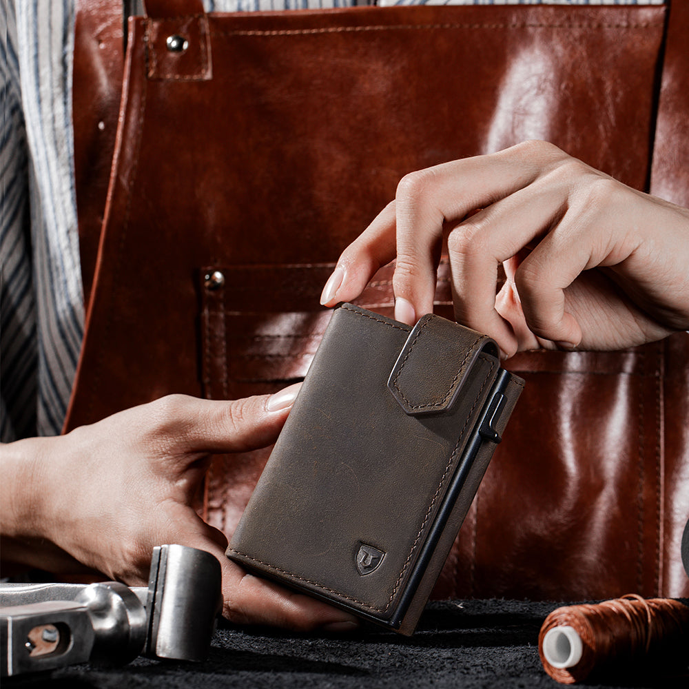 Men’s Wallets | Slim, RFID & Everyday Carry Wallets | LORZOR